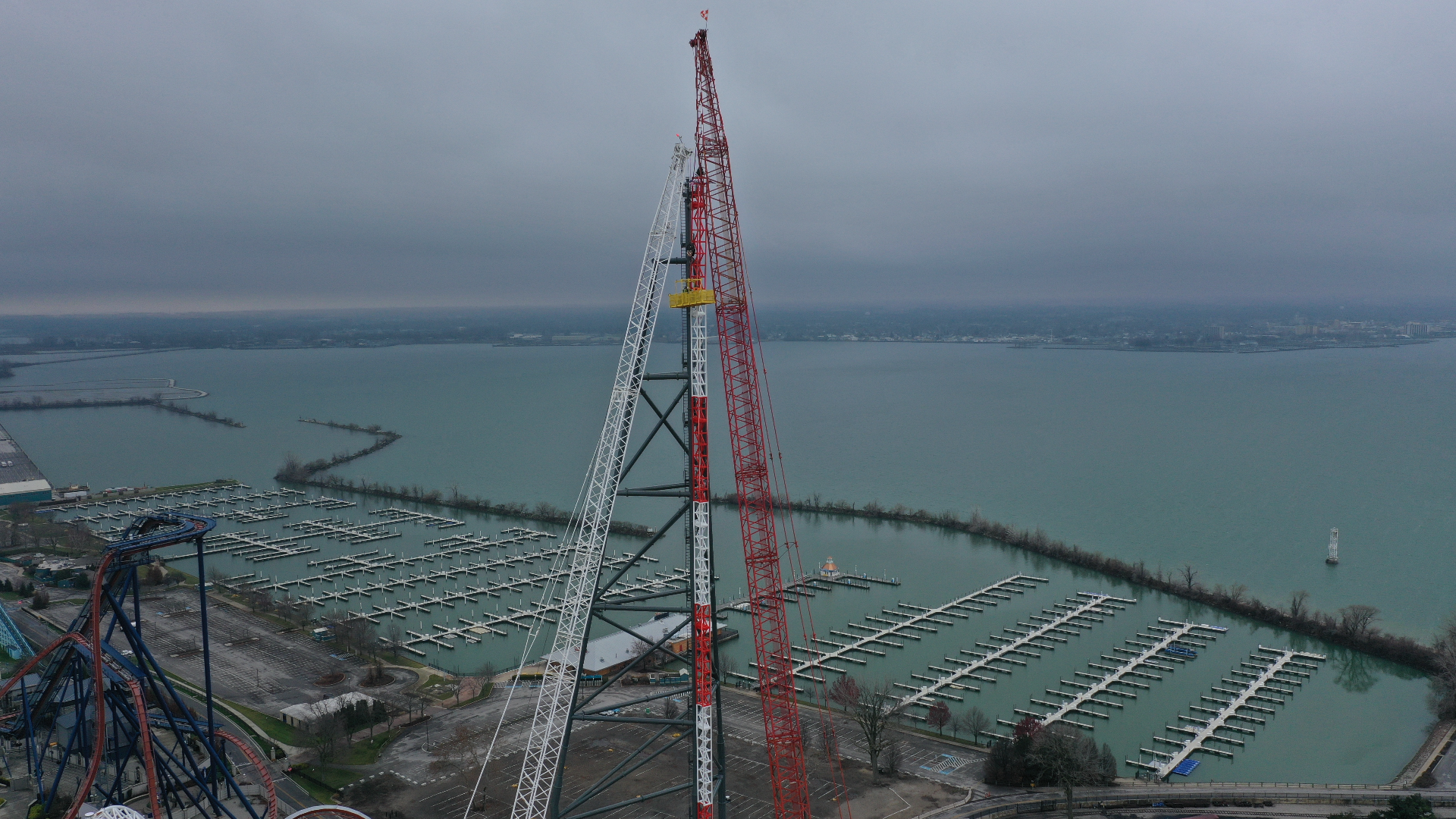 Cedar Point Top Thrill 2 spike tower construction video | wkyc.com