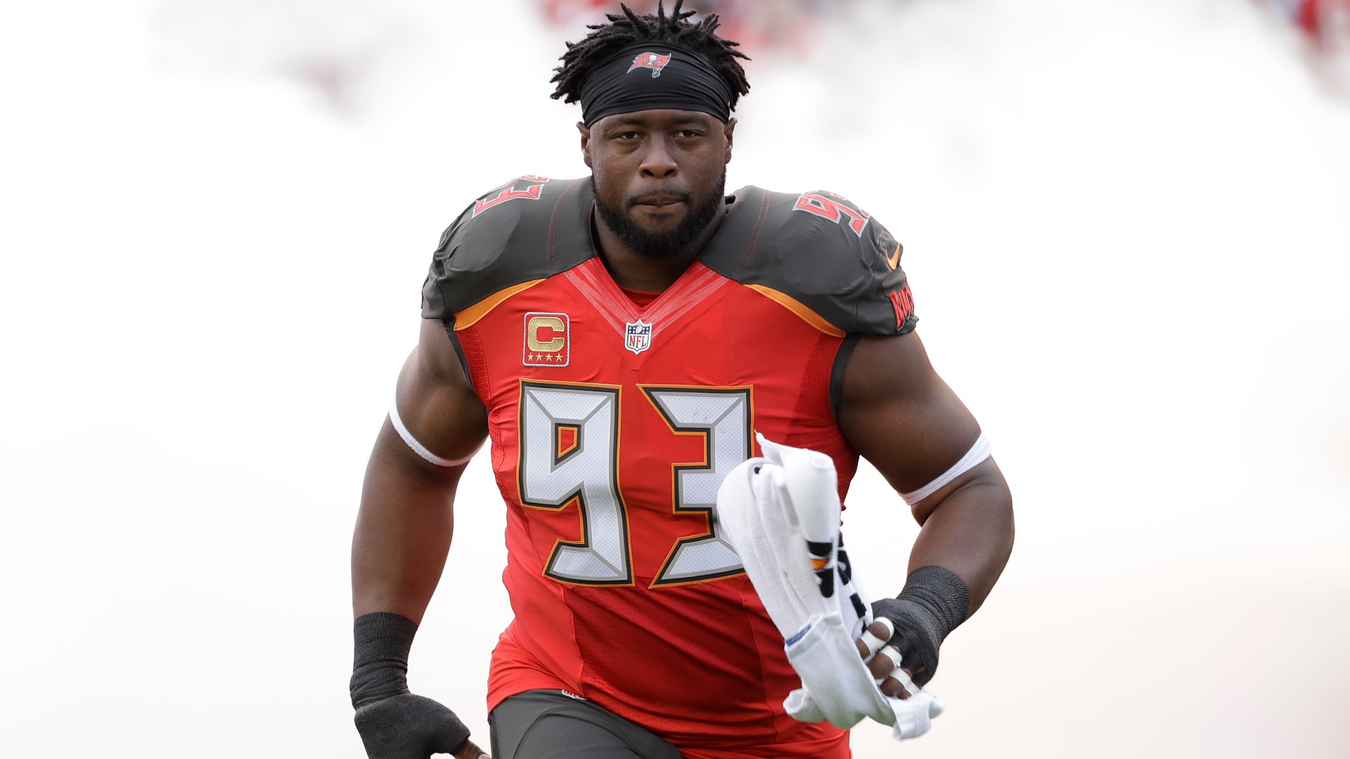Gerald McCoy visiting Panthers, Browns still confident they can sign ...