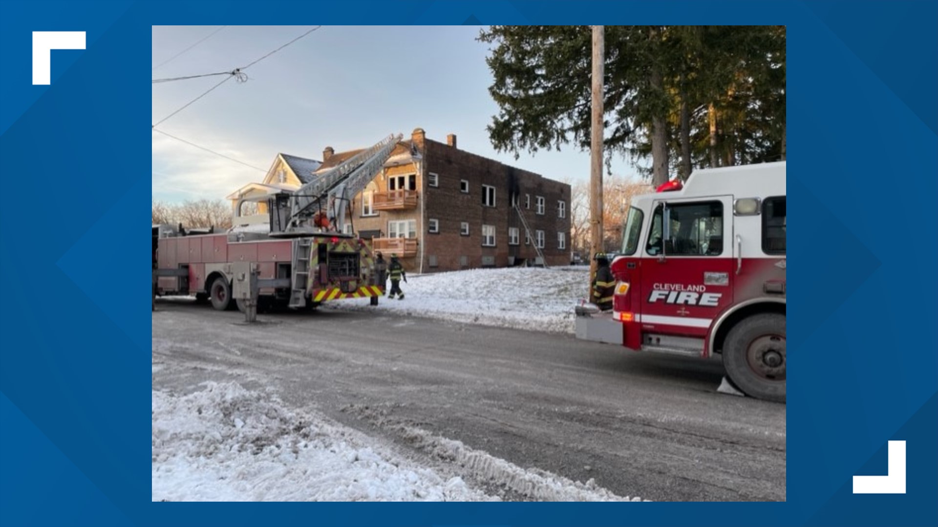 Fire crews battle Cleveland apartment fire | wkyc.com