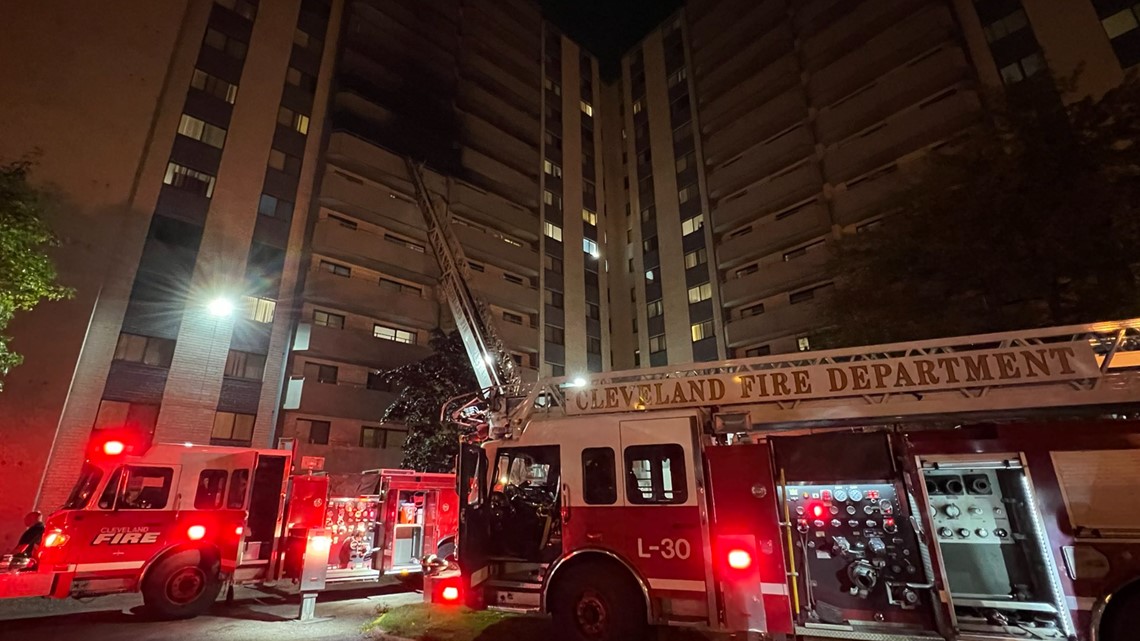 Cleveland apartment building fire on East 156th Street | wkyc.com