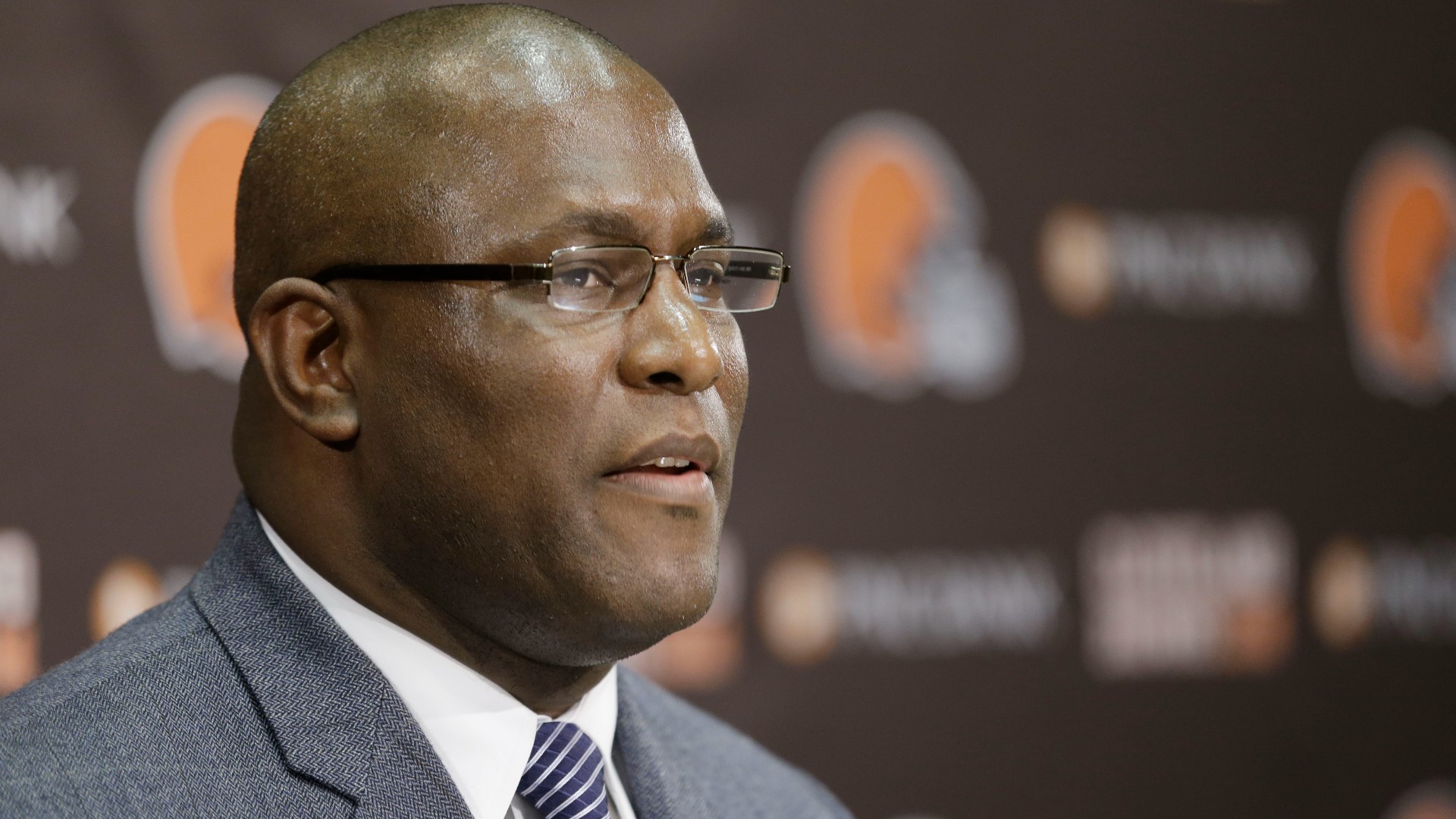 A look at 10 years of the Haslam ownership of the Browns | wkyc.com