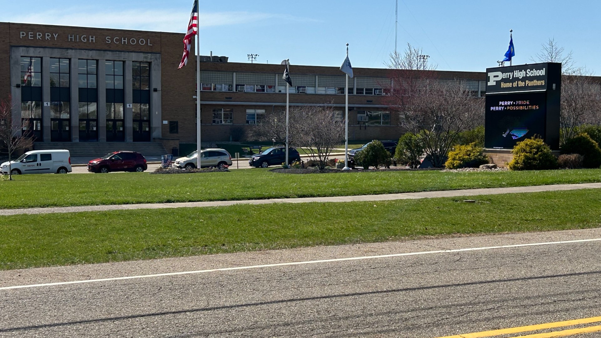 Student in custody after gun allegedly found at Perry High School | wkyc.com