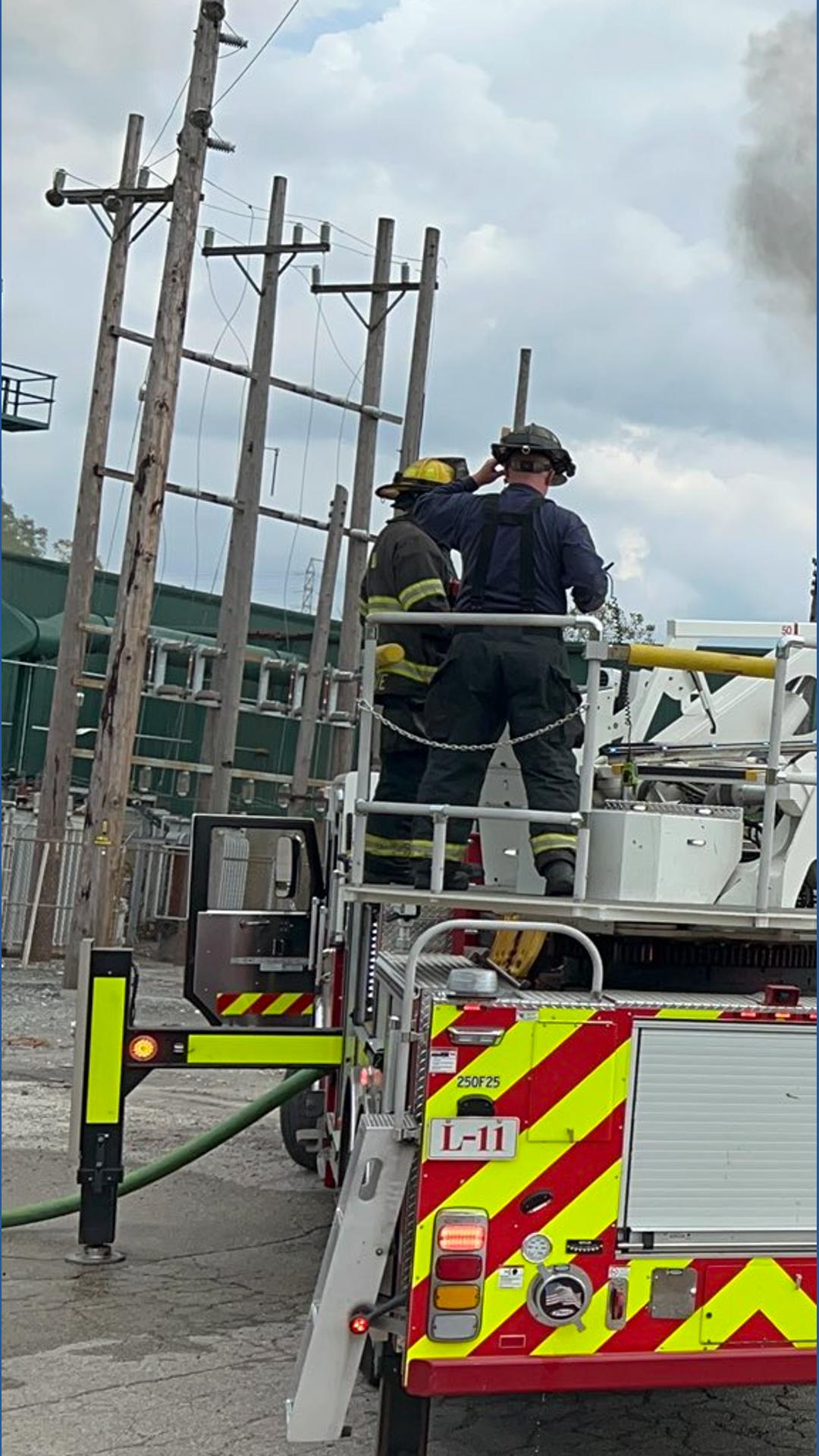 Cleveland Fire: Multiple buildings involved in 3-alarm industrial fire ...