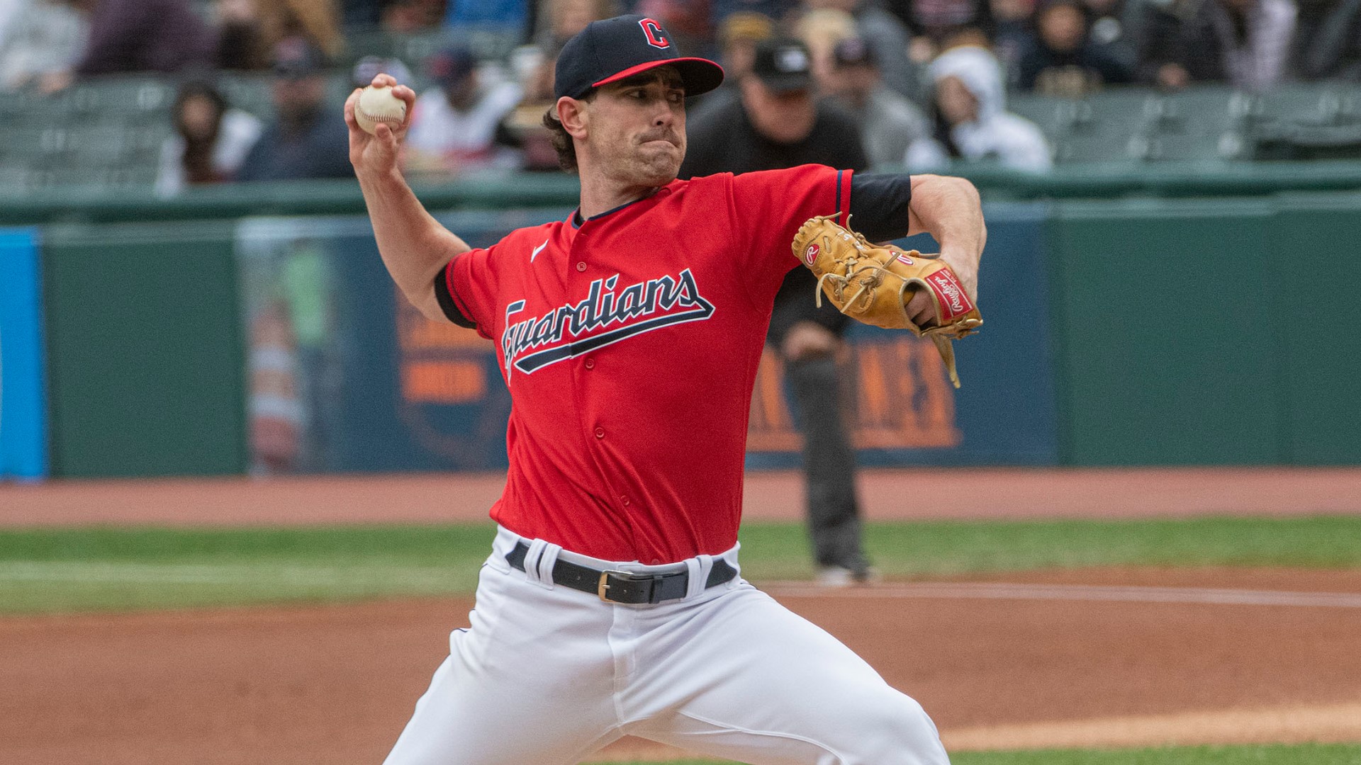 Shane Bieber tunes up for playoffs, Guardians top Royals 7-5 | wkyc.com