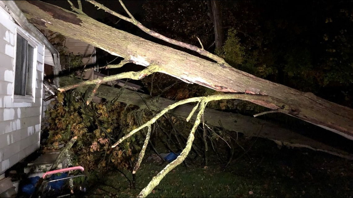 Severe storms cause downed trees, power outages in Northeast Ohio ...