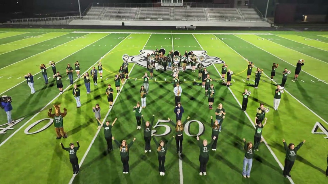 Friday Football Fever: Cloverleaf band brings the energy in Lodi | wkyc.com