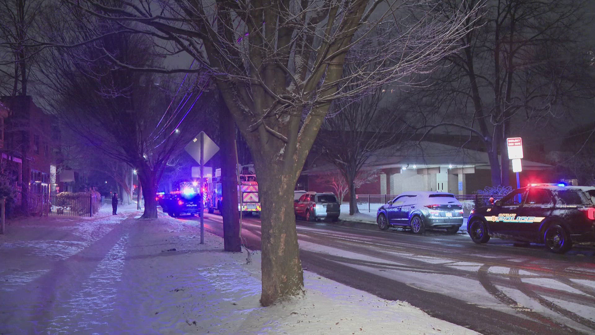 Strongsville police: Male in custody after barricade situation on Gary ...