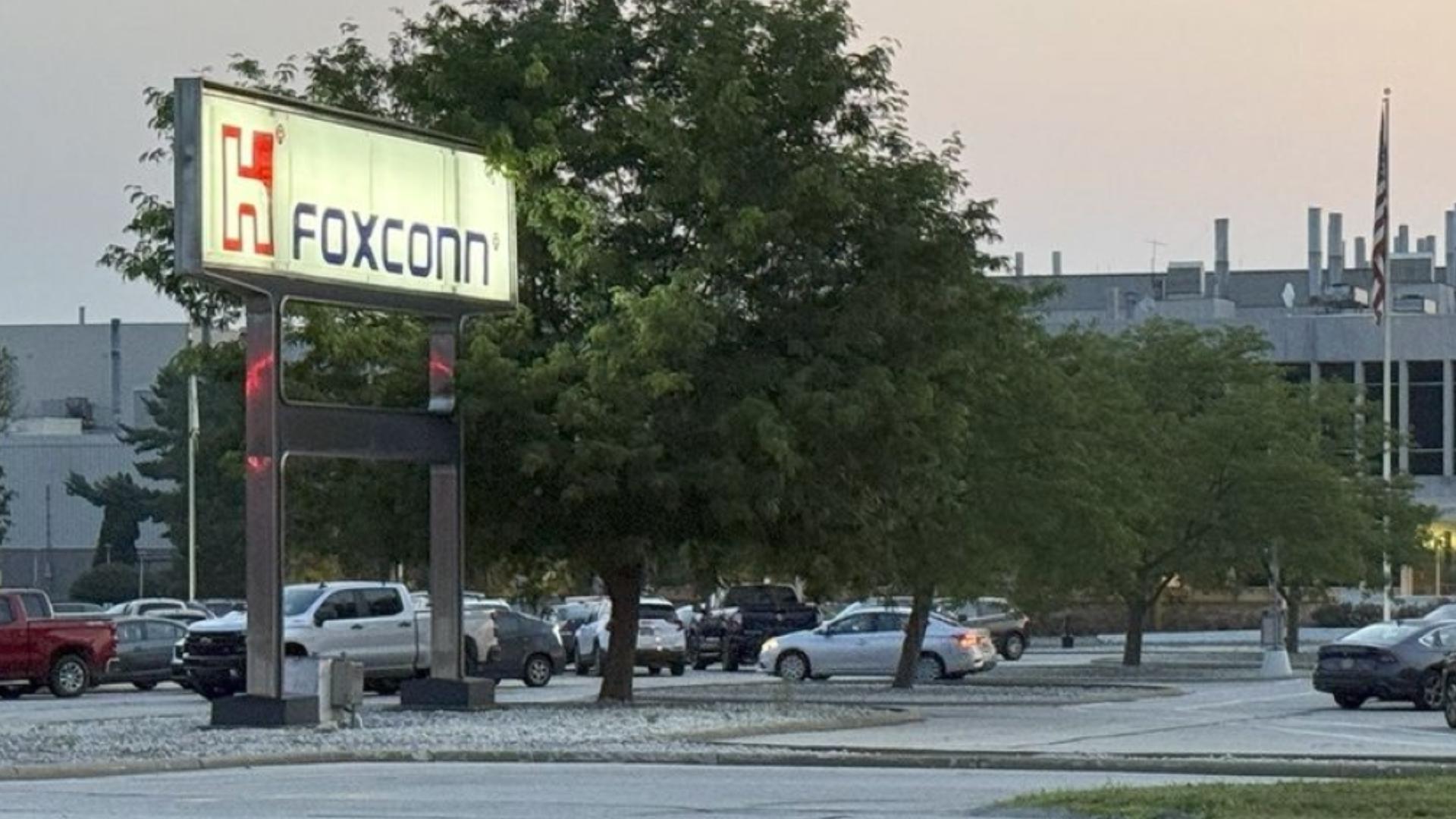 Foxconn sells Lordstown plant for $375M to 'existing business partner ...