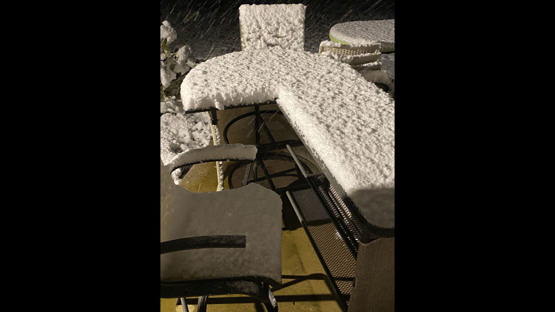 Photos: Northeast Ohio sees first snowfall of season | wkyc.com