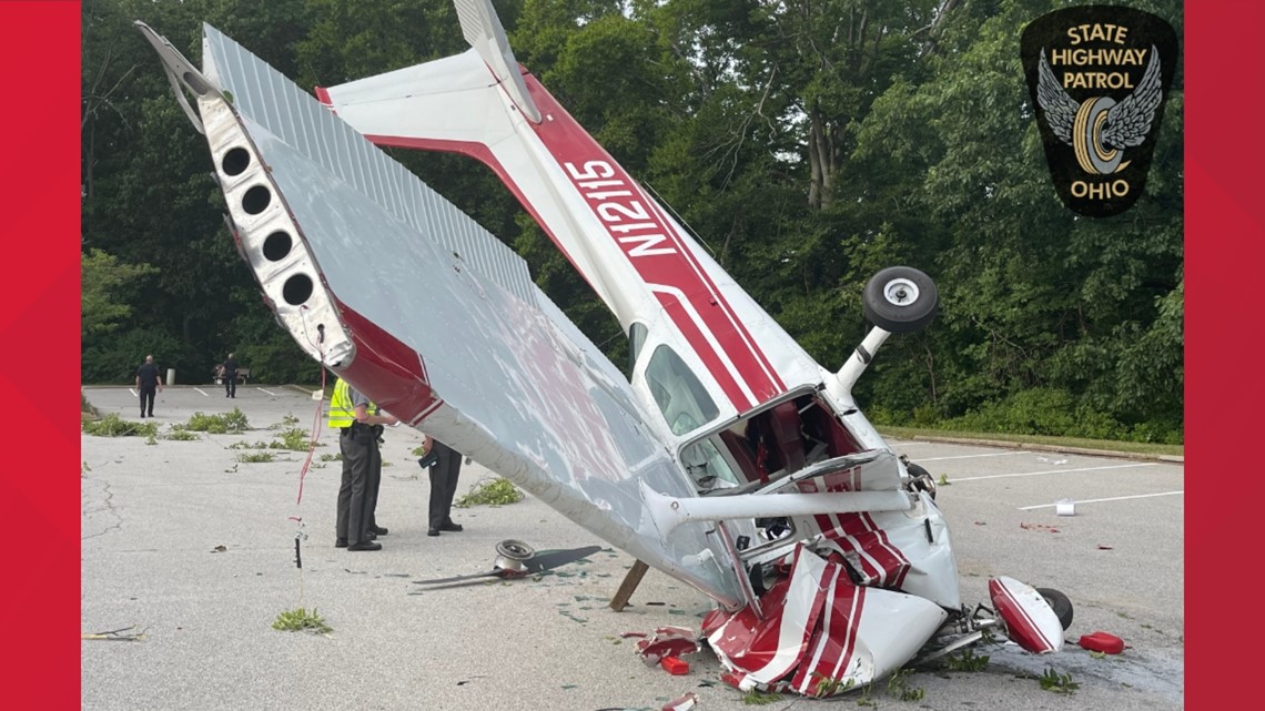 Akron plane crash near Hyre: Pilot and passenger identified | wkyc.com