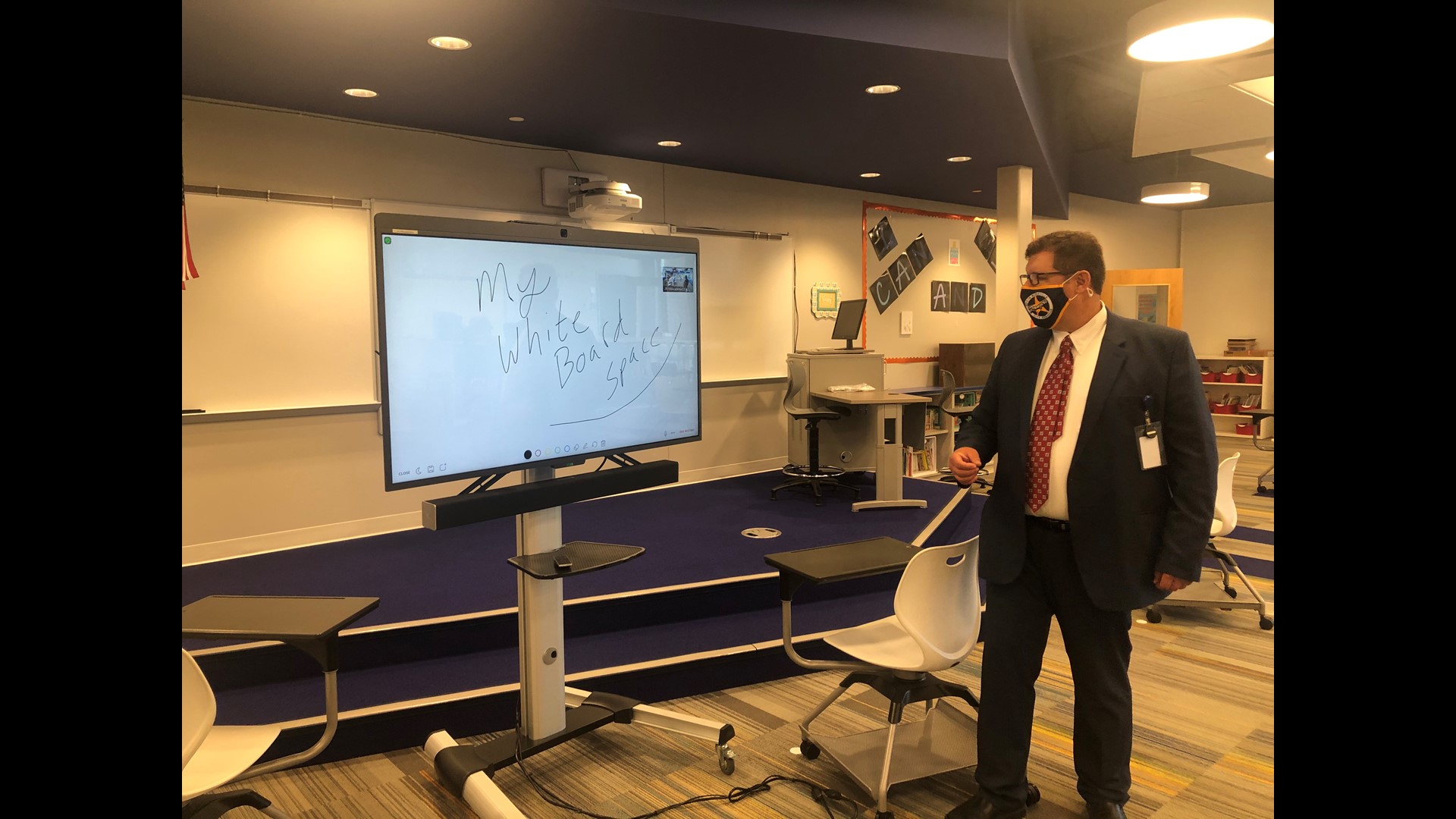 Hybrid Learning: A look inside the classroom during the COVID-19 ...