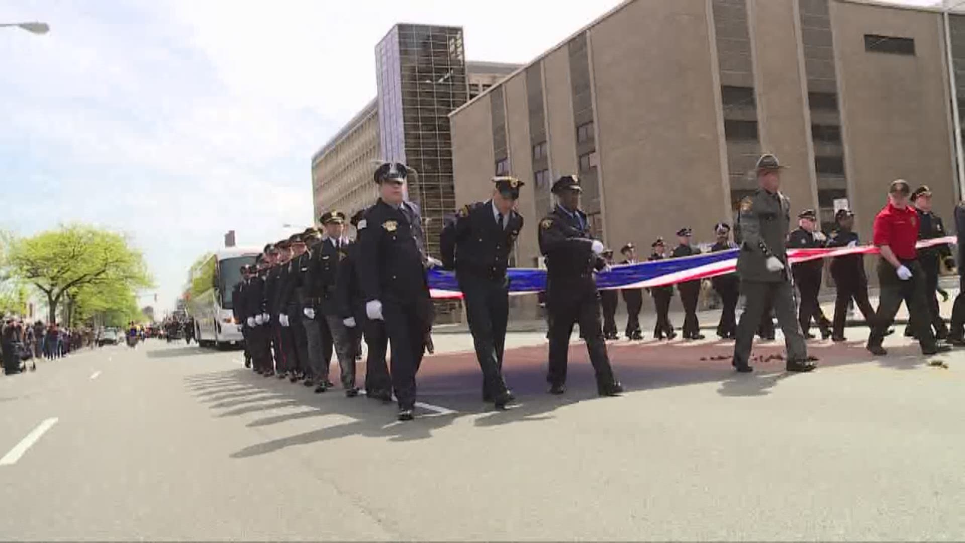 Parade and memorial ceremony honors officers for National Police Week ...
