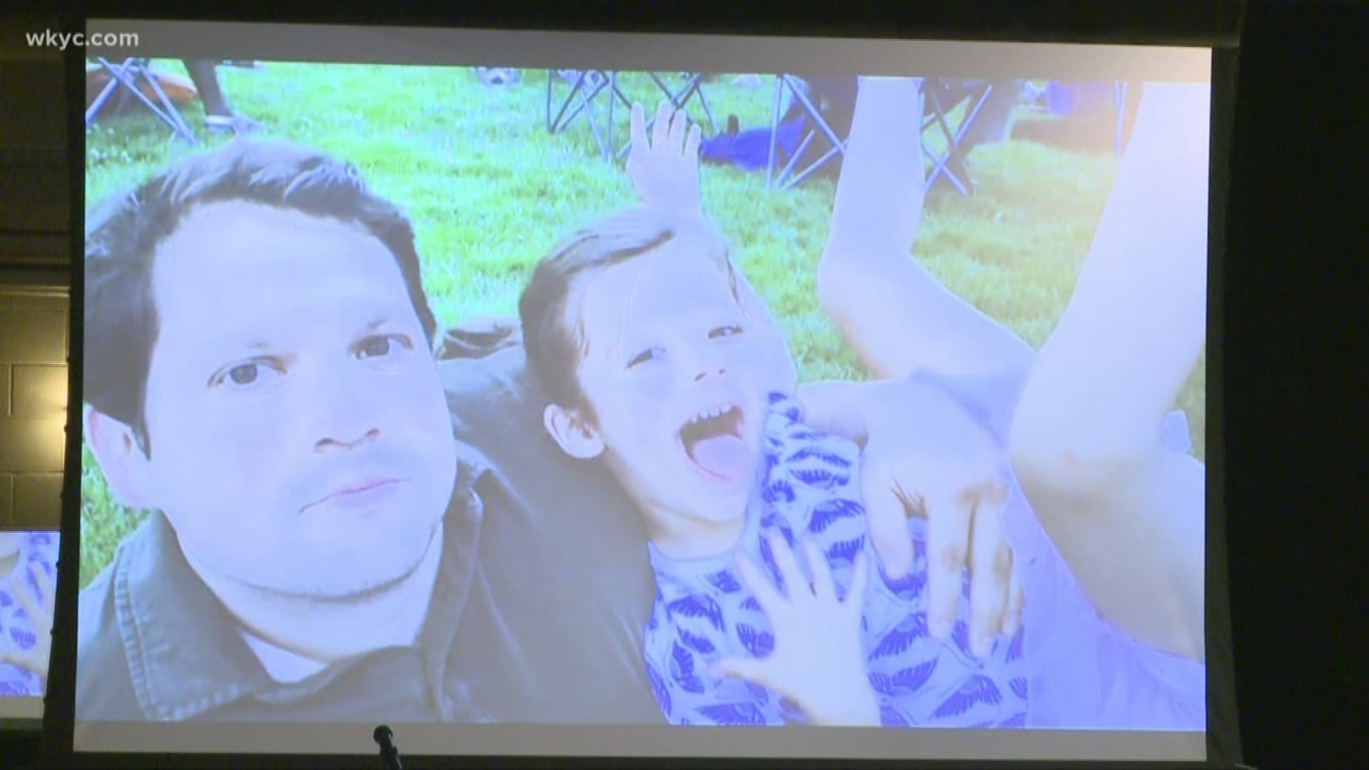 Vigil held for mother, daughter killed in Mayfield Heights house fire ...