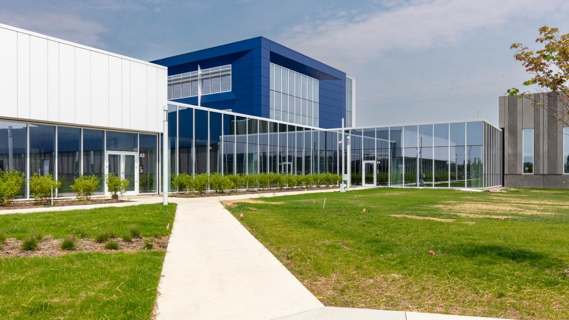 Sherwin-Williams to begin move to Cleveland global HQ next month | wkyc.com