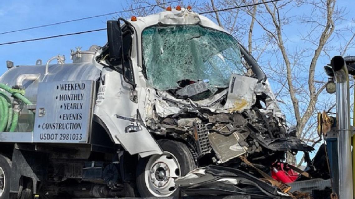 Bus crash closes Route 87 in Middlefield | wkyc.com