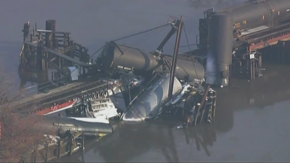 3News Investigates: Story of 2012 New Jersey train derailment offers ...