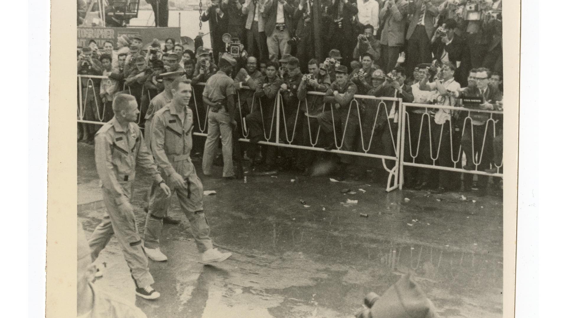 Newly discovered photos show astronaut Neil Armstrong after the Gemini ...