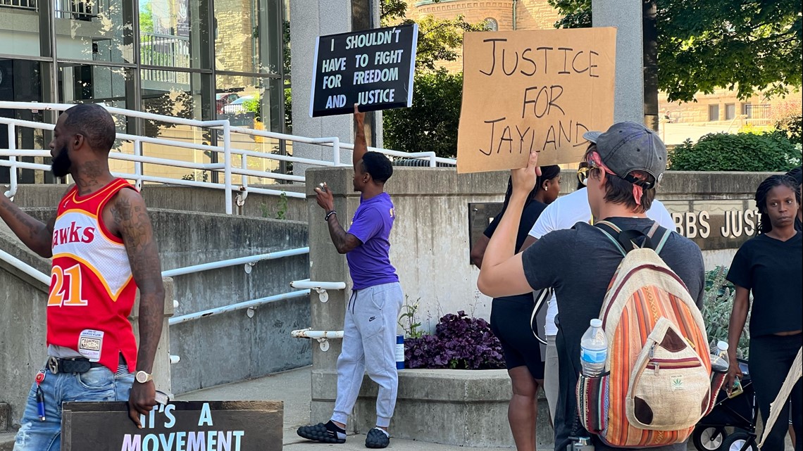 Protest in Akron for justice in Jayland Walker shooting death | wkyc.com