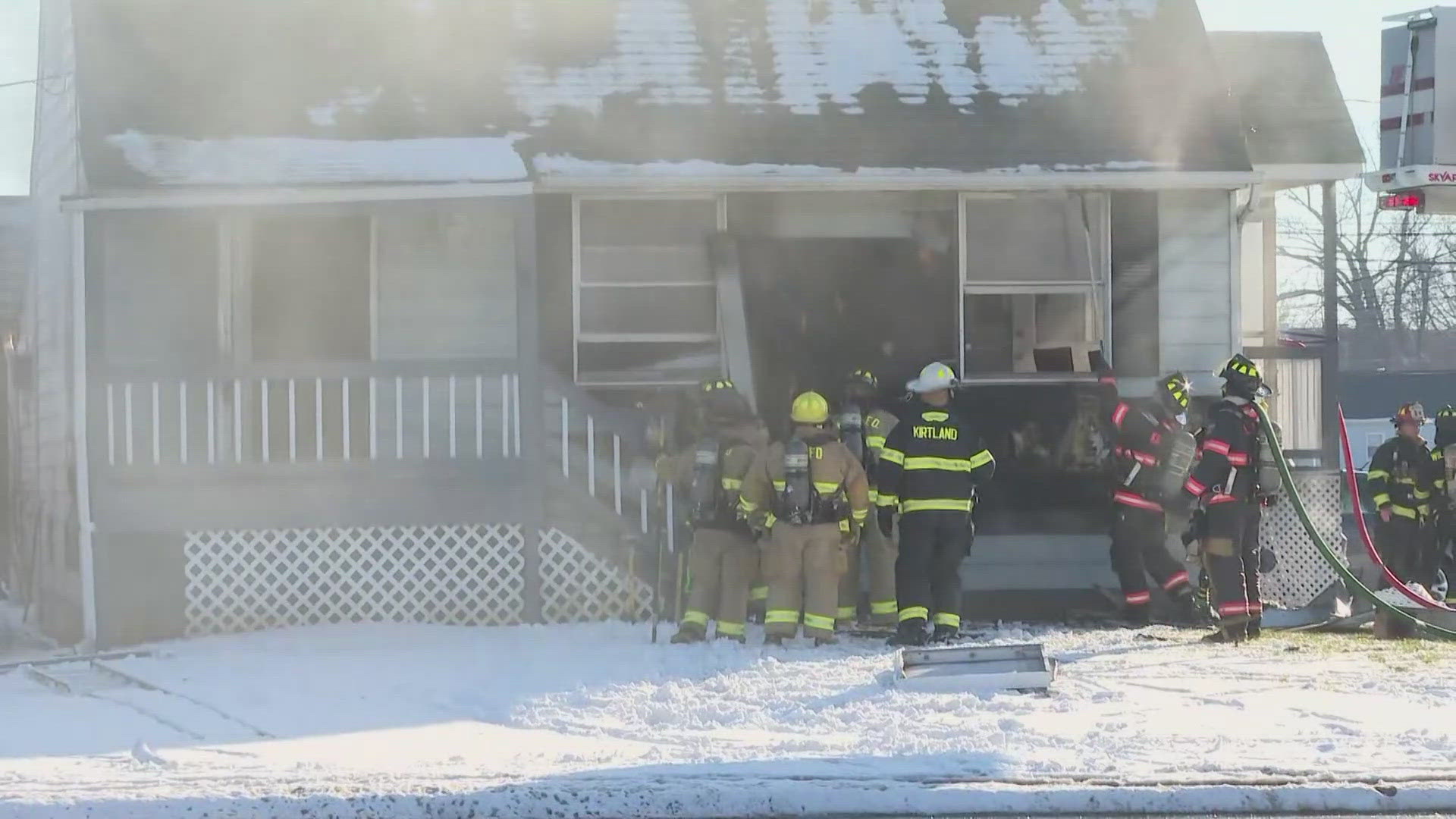 Eastlake fire crews battling blaze on Vine Street | wkyc.com