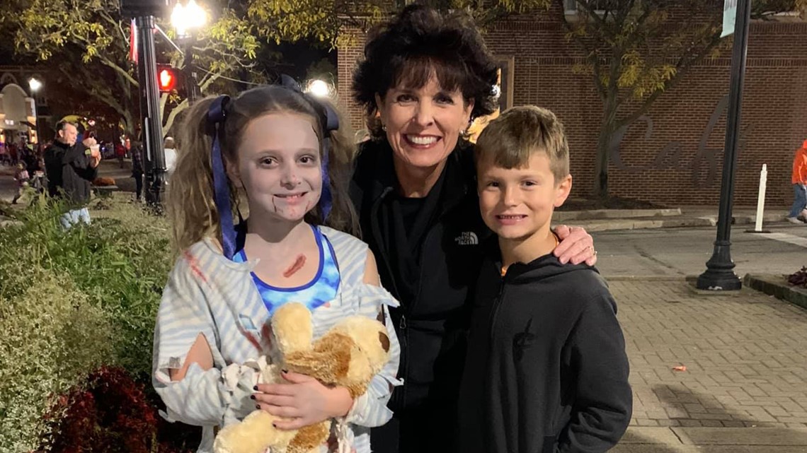 Thriller dance returns to Wadsworth for Scare On The Square event ...