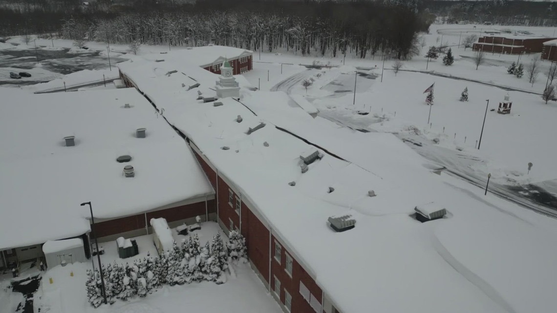 Roof at Ashtabula Lakeside High School partially collapses due to snow ...
