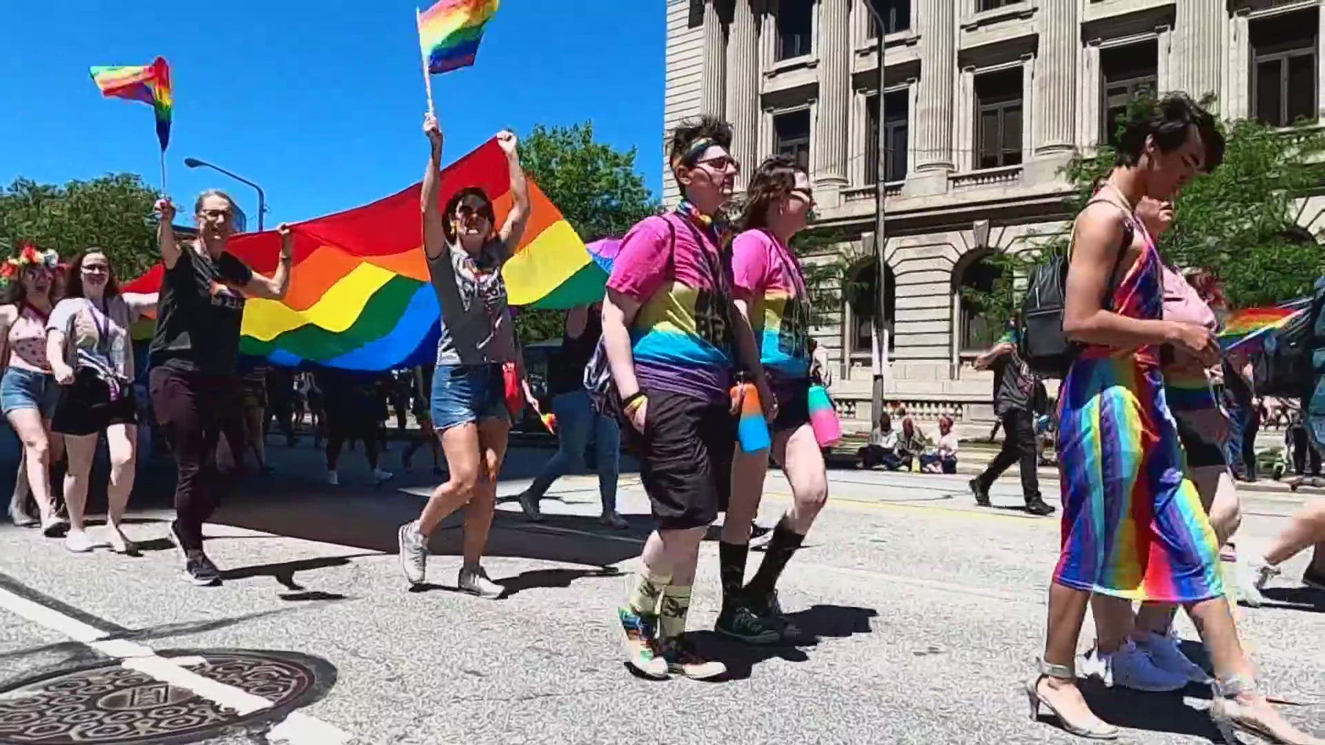 New kangaroo joey born at Cleveland Metroparks Zoo | wkyc.com