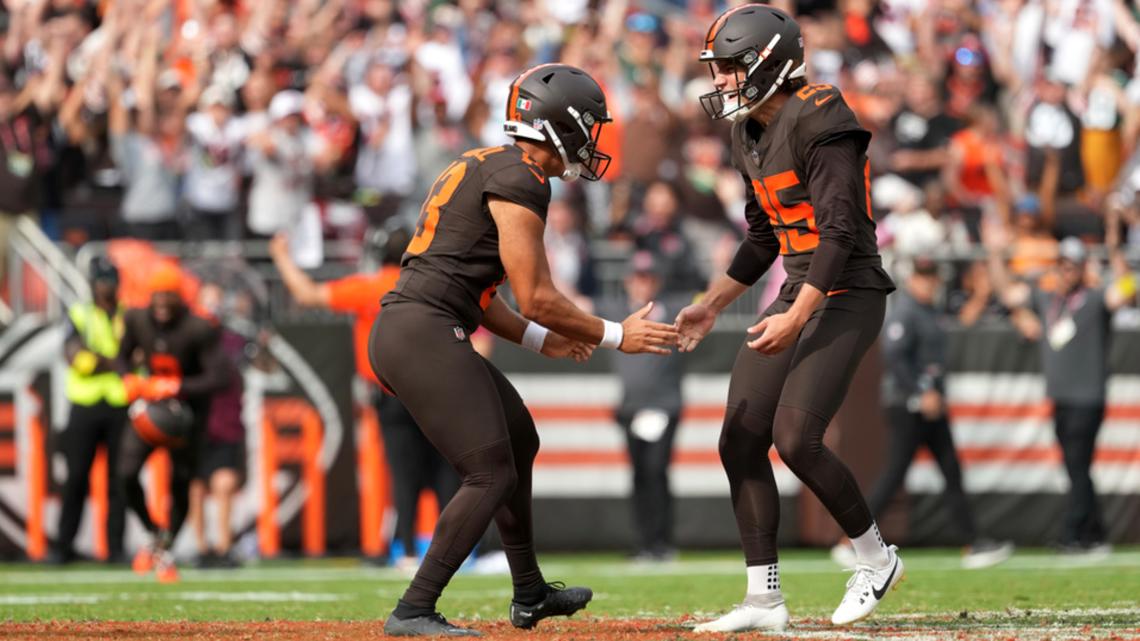 Andre Szmyt's 55-yard field goal lifts Cleveland Browns to improbable ...
