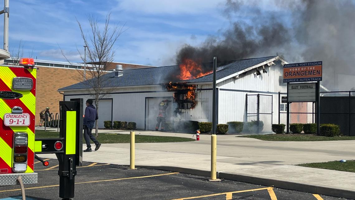 Fire damages Ellet CLC Fieldhouse in Akron | wkyc.com