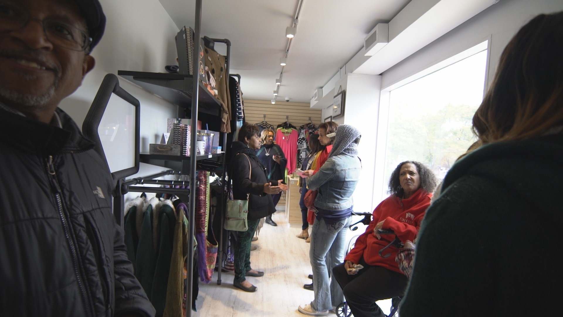 First Look: BoxSpot opens in Cleveland's Kinsman neighborhood | wkyc.com