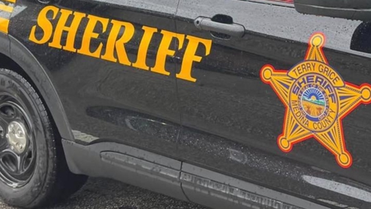 Wooster man dies, 2 children injured after SUV collides with semi-truck ...