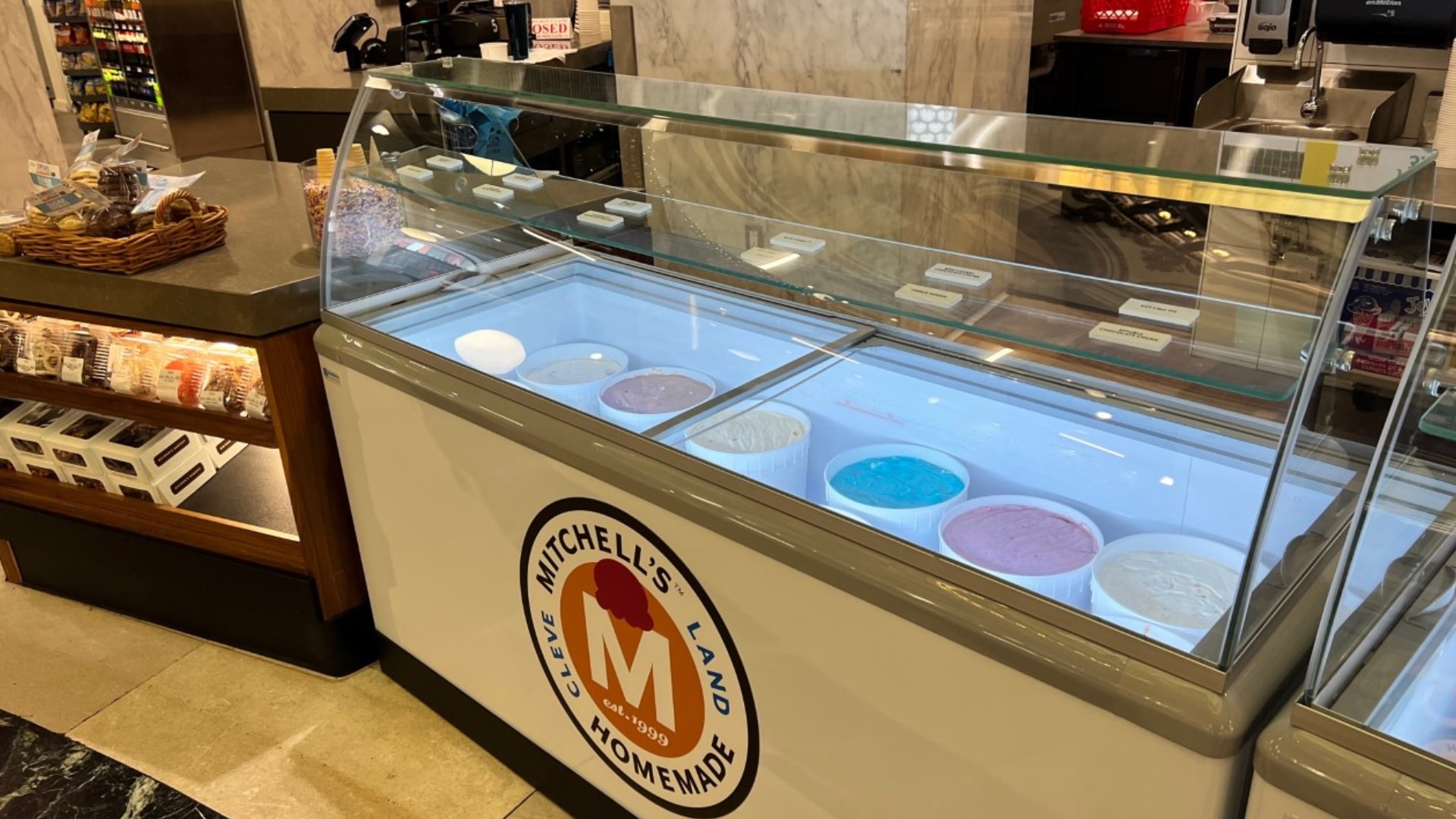 Heinen's opens brand new Mitchell's Ice Cream shop in Cleveland | wkyc.com