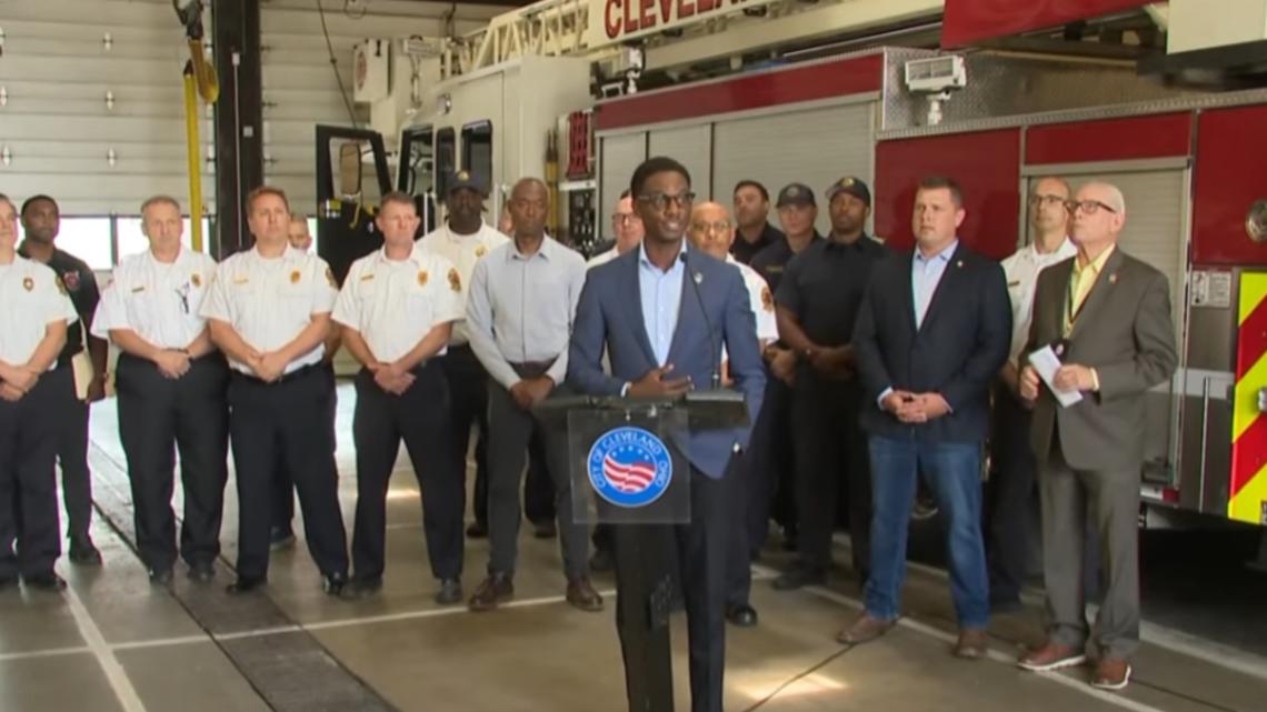 Cleveland firefighters secure 21% pay raise in new contract with city ...