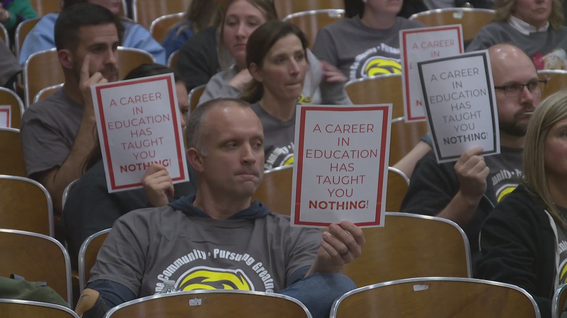 Public comment dominates Painesville Riverside school board meeting ...