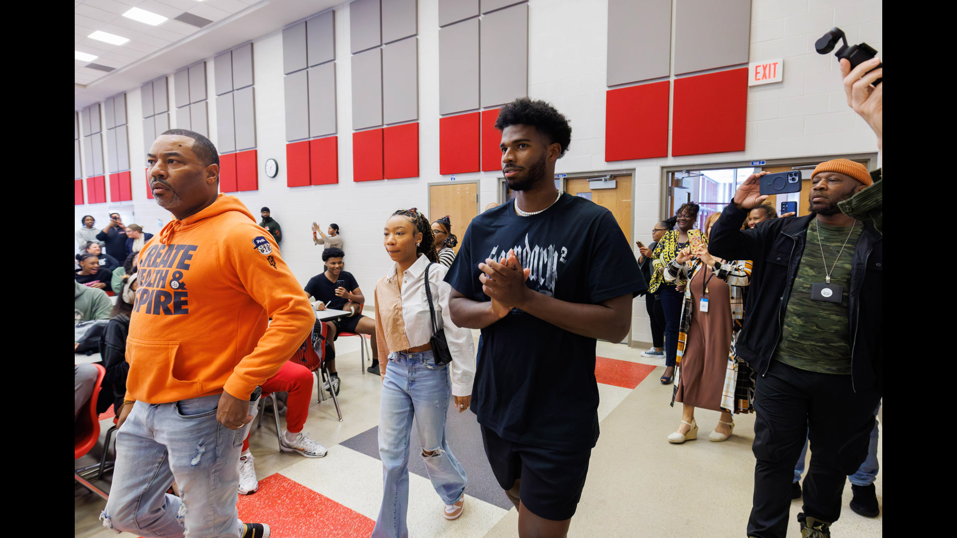 Browns QB Shedeur Sanders surprises students at John Marshall High ...