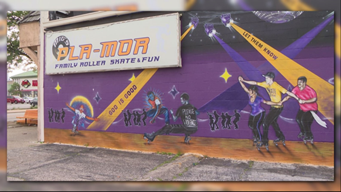 Police break up riot at Pla-Mor Roller Rink in Euclid | wkyc.com