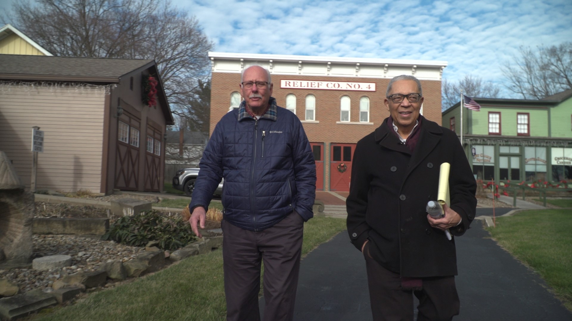 Leon Bibb on the American Christmas tree origin debate | wkyc.com