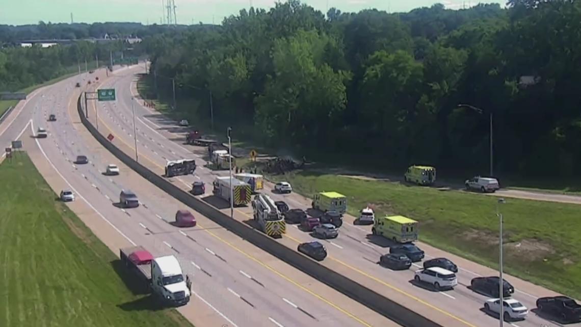 Cleveland police: 2 dead, 2 injured following fiery crash on Jennings ...