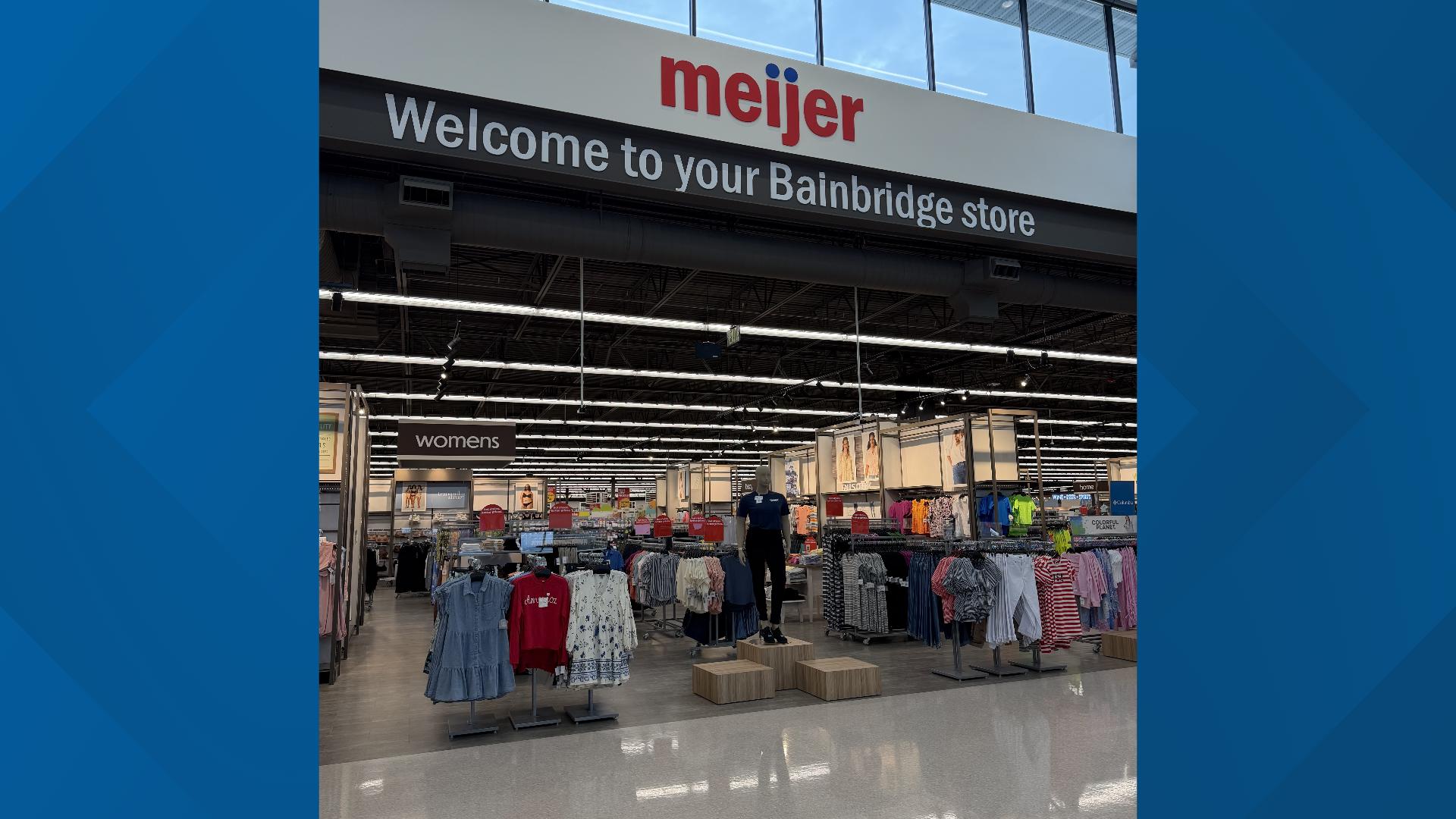 Meijer opens new supercenter in Bainbridge Township at former Geauga ...