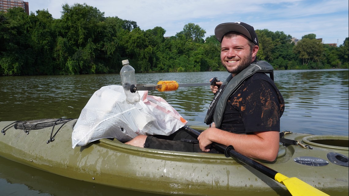 'Trash fisherman' dedicates his life to cleaning up the Cuyahoga River ...
