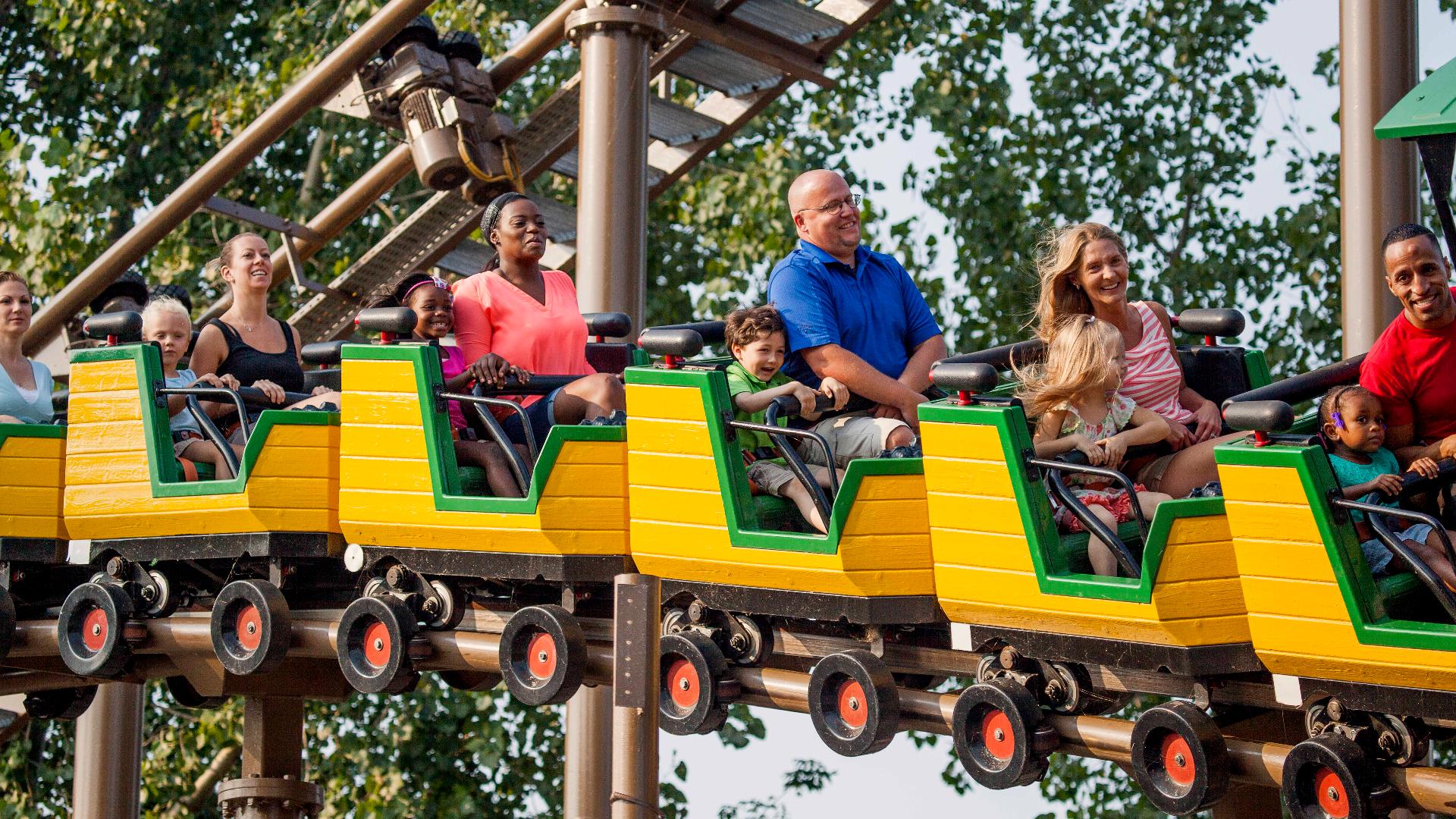 Six Flags announces 'new operating structure' with park presidents ...
