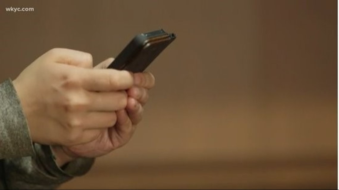 What is doomscrolling and how can it impact your mental health? | wkyc.com