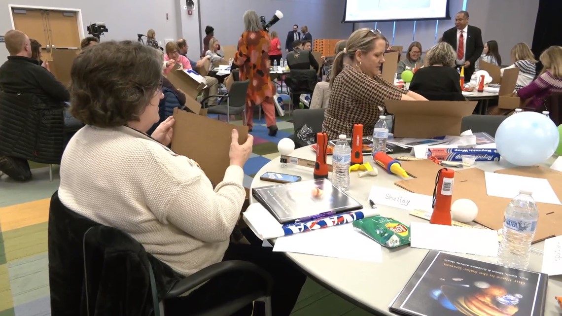 Growing STEM: NASA educates area teachers about eclipse | wkyc.com