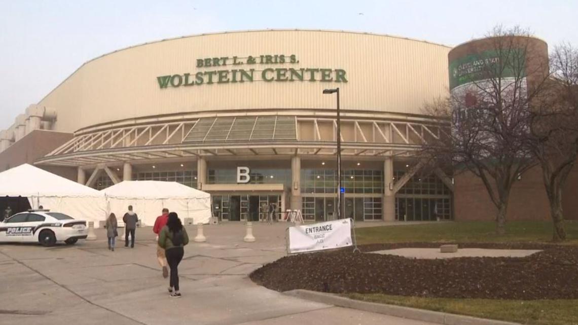 Mass vaccinations begin at CSU's Wolstein Center | wkyc.com