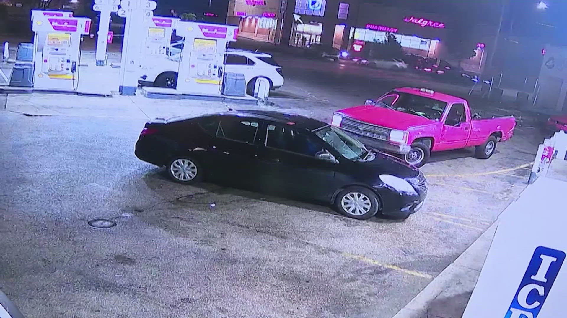 Cleveland police investigate Lee-Harvard shooting | wkyc.com