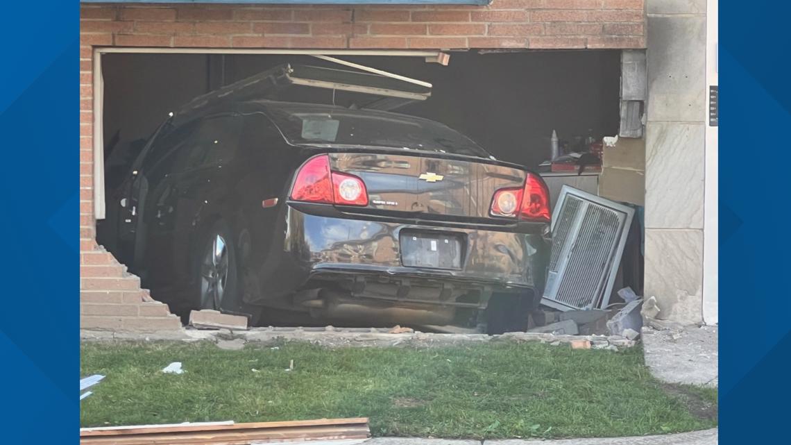 Cleveland Fire: Victims rescued after car crashes into apartments ...