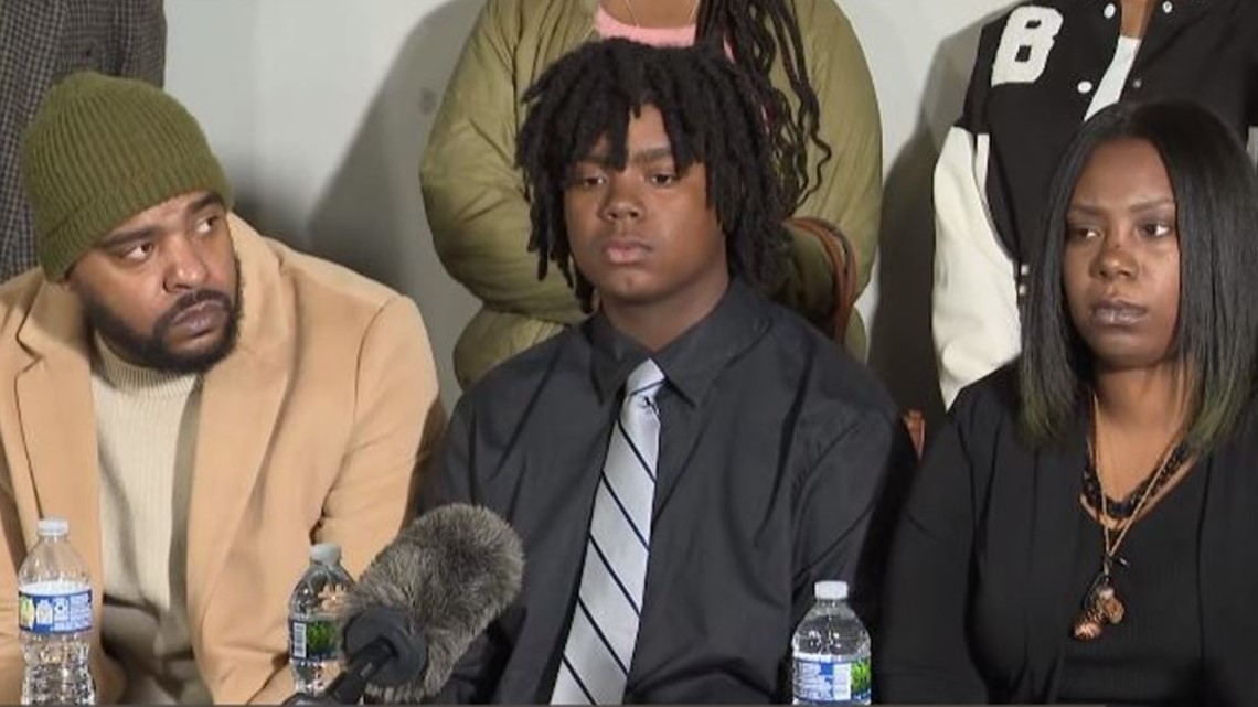 Akron police shooting: Family of teen holds press conference | wkyc.com