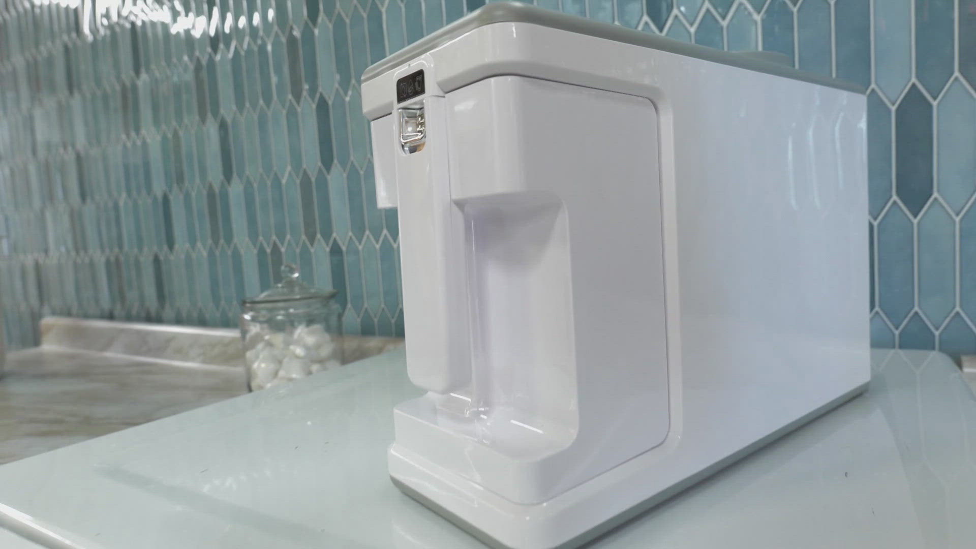 Microplastic fight begins in Cleveland, startup CLEANR leads charge ...