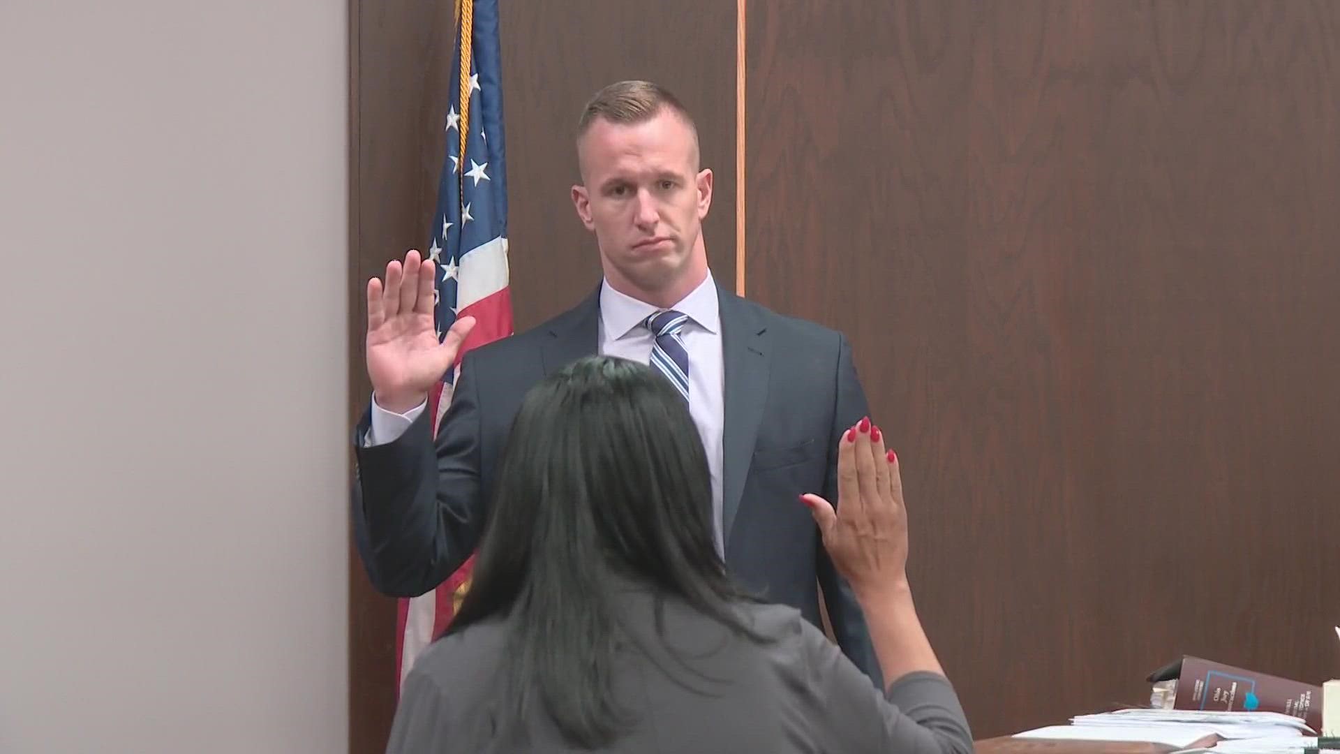 Euclid police officer Michael Amiott testifies in excessive force case ...