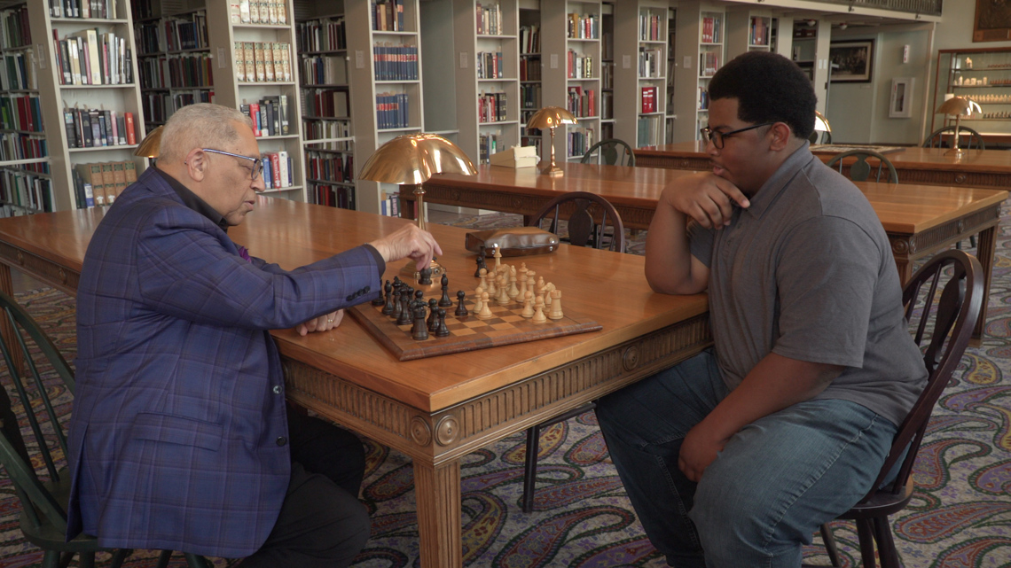 Leon Bibb looks at Cleveland's chess legacy as teen champion carries it ...