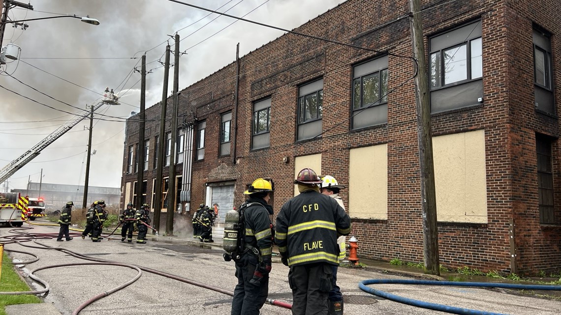 Fire breaks out at multiple warehouses on Cleveland's west side | wkyc.com
